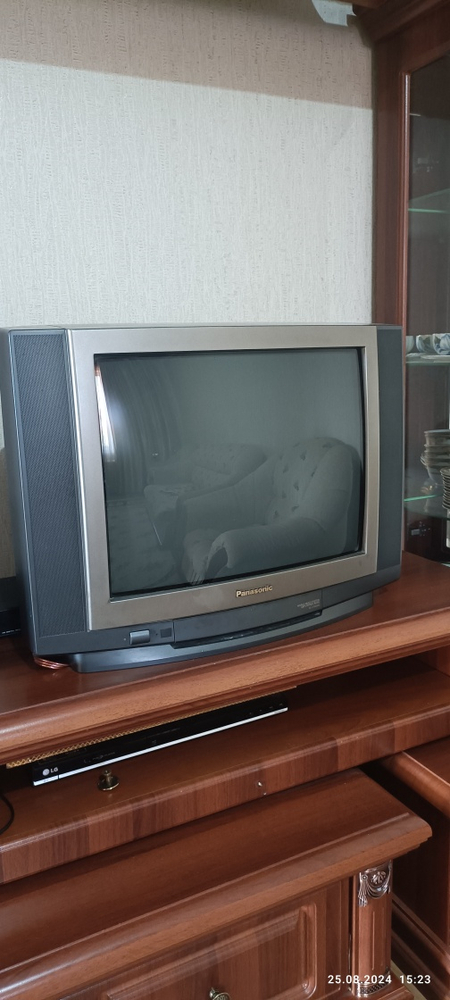 Продам телевизор Panasonik
