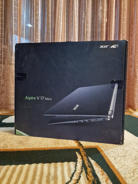 Acer V 17 Nitro: Core i7-4720HQ/GTX950M 4GB/ 8GB/M.2 128GB, HDD 1.TB