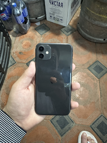 IPHONE 11  kafilati bilan