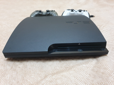Игровая приставка Sony PlayStation 3 (PS3) Slim
