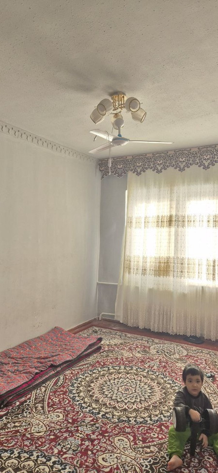 Arzon uy sotiladi 5 xona 96 kvadrat