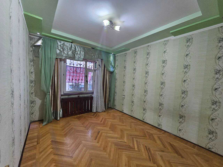 Срочно продам 4х ком квартиру на куйлюке 4 ор-р БАЗАРЧИК