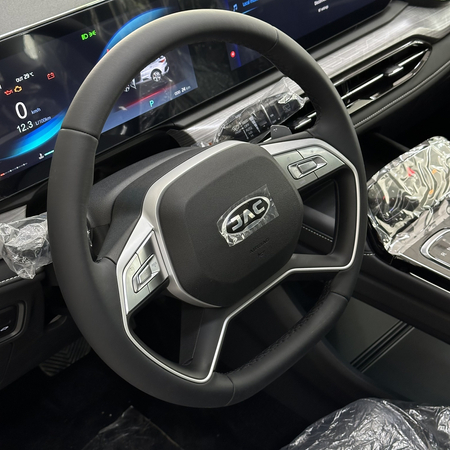 Jac js6 juda chiroyli rang