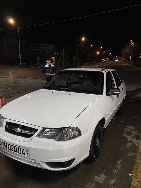 Nexia 2 sons sotilad