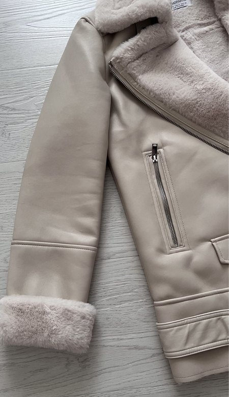 Продам дублёнку авиатор от Stradivarius