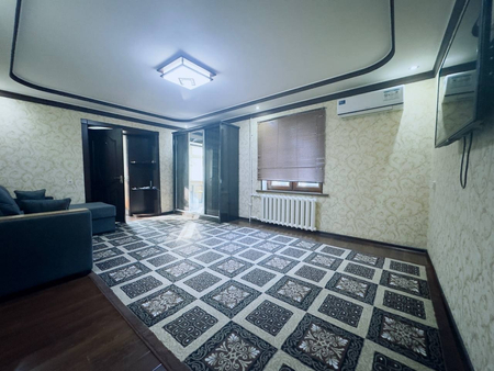 _ Чиланзар 24кв 1хонали Балкон 2/6 квартира сотилади 42м²
