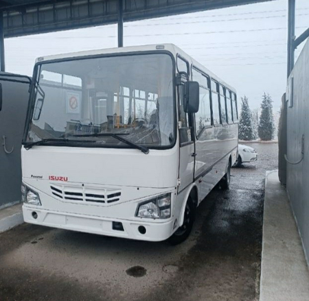 Isuzu HC 40 sotiladi