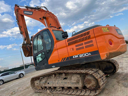 Экскаватор DOOSAN DX2OOA