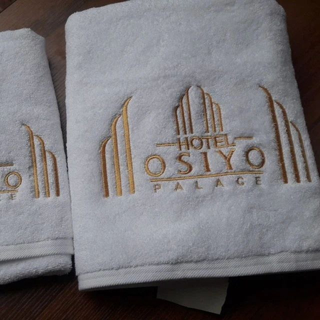 Полотенца для гостиниц
Mehmonxona uchun sochiq

Hotel 450 gr/m²
 70*14