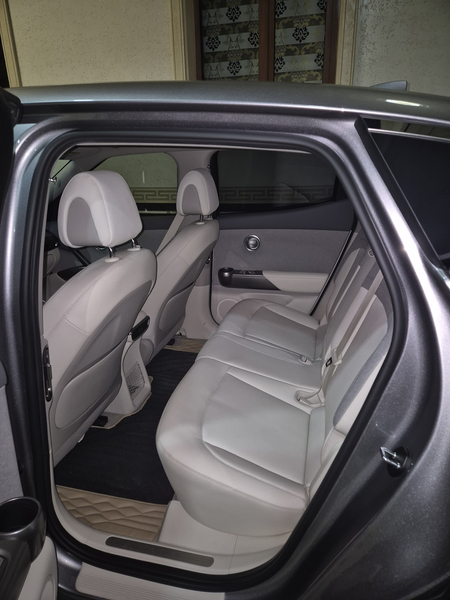 GENESIS GV60 сотилади