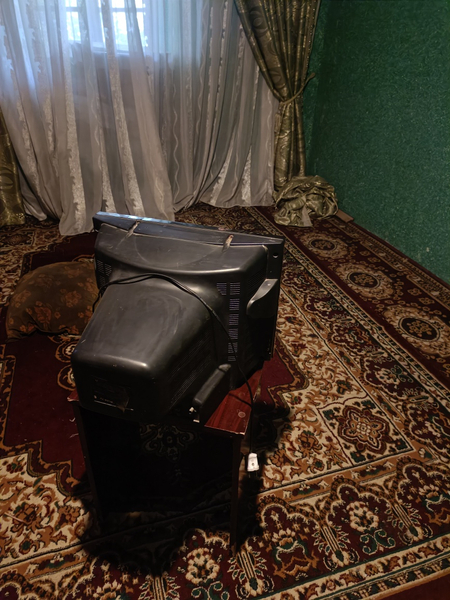 Telvizor kimgadur kerak boʻlsa aloqaga chiqoʻraslar zoʻr koʻrsatadi