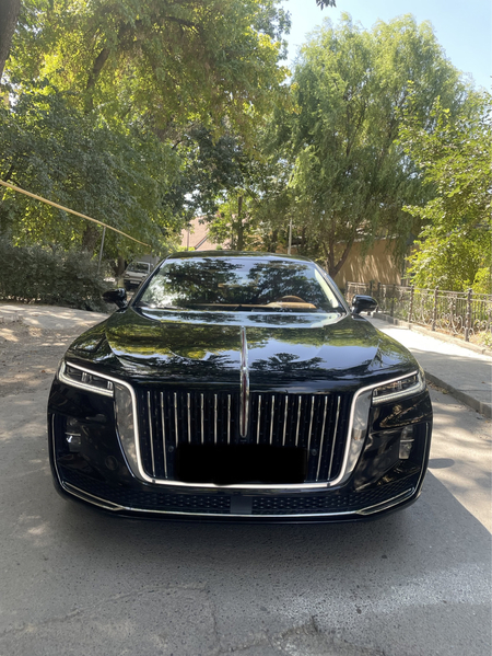 hongqi h9 фул позиция пробег 15000 км