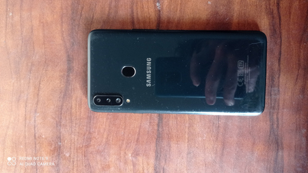 Samsung a20 sotiladi passport kopiya 32gb