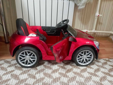Продам детскую машину
