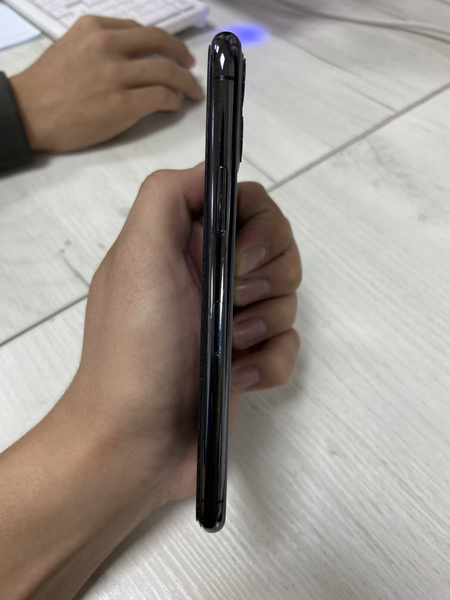 Iphone 11 pro 64 tali