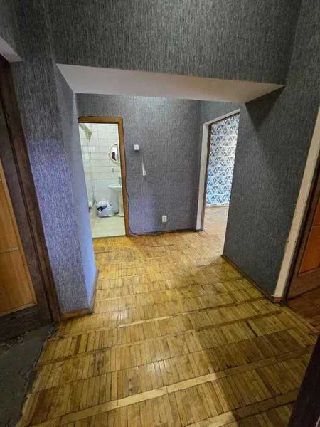 ШОТА РУСТАВЕЛИ. 3/3/9 Яккасарайский р-н. 86м2. бывший магазин Океан