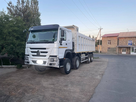 Yurgani 48 000 km  tayyor banki bor qolgan malumot telda   narhini kel