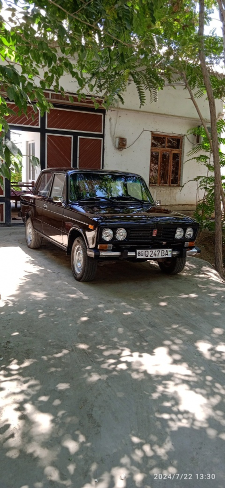 Vaz 21063 sotiladi.