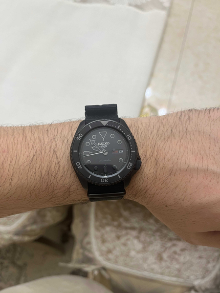 Часы Seiko 5 Sports Watch SRPD79K1 Почти новый Купил из Англии