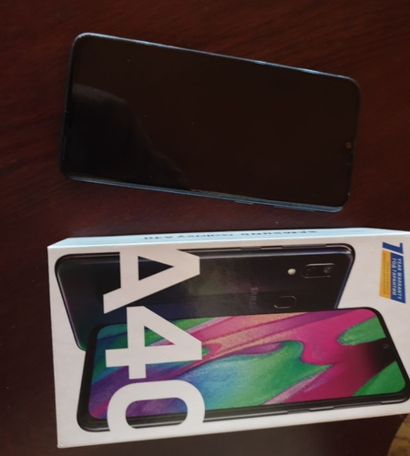 Samsung Galaxy A40.4/64gb холати зор