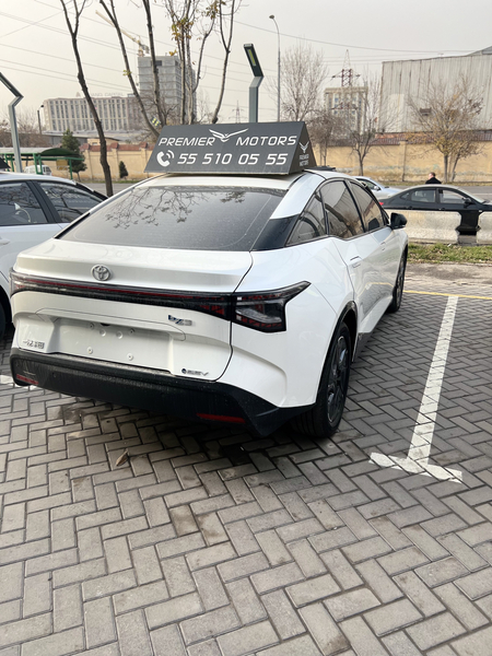 TOYOTA 2023 йил модел BZ3