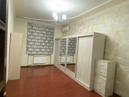 Сдается участок с бассейном и сауной