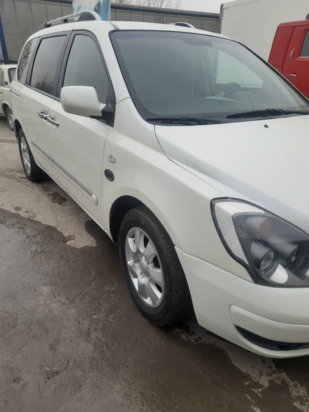 Продается КИА карнивал автомат 2006 г дизель