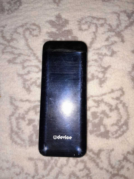IDevice  2021 yil sotiladi  100000 so'm yana kelishiladi.
