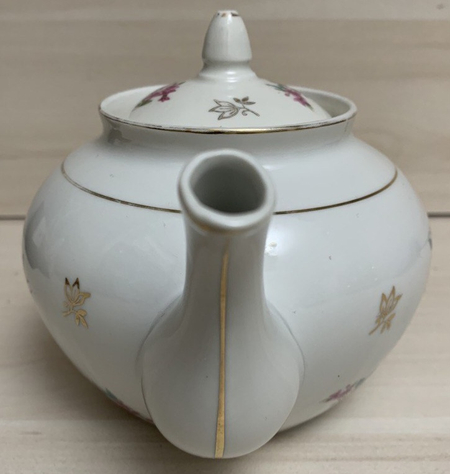 Продам маленький чайник