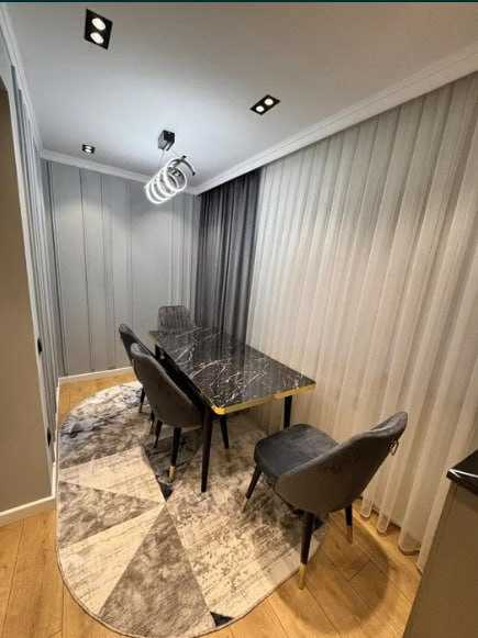 Ул.Бобура 3/2/5 кирпич (80м2) Хай-тек, ор-р ЗАГС