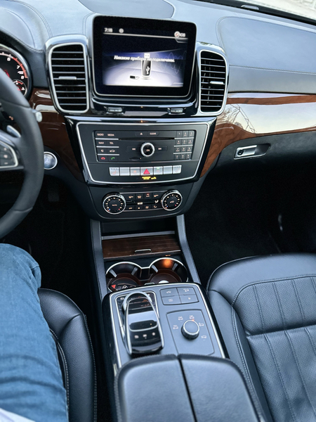 Mercedes Benz GLS 450 4MATIC