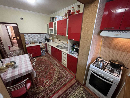 (К125136) Shayxontoxur tumanida 4-xonali kvartira sotiladi