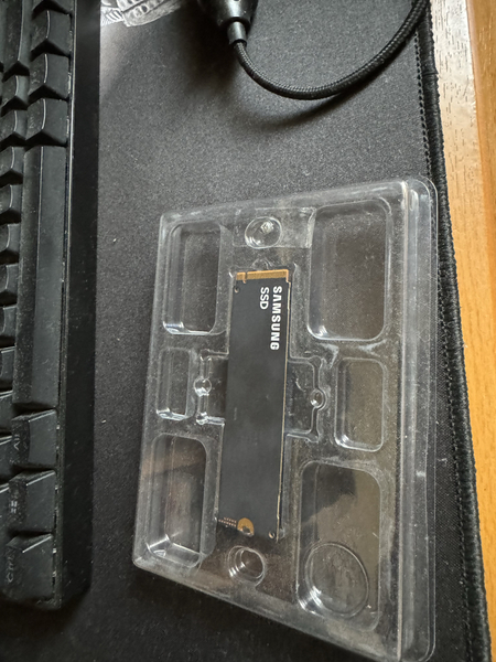 Продам SSD SAMSUNG 256 Gb