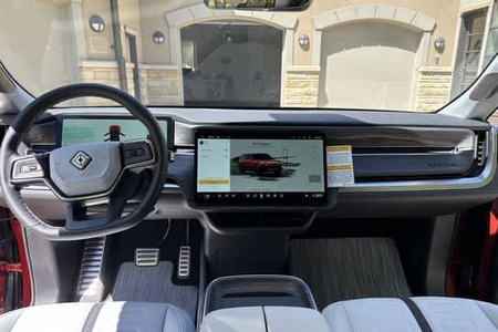 Rivian R1S,  Red Canyon Cars