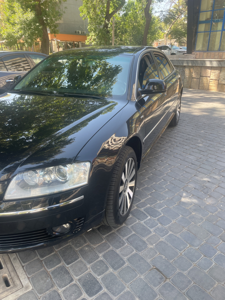 Audi A8 Long W12 6.0 quadro