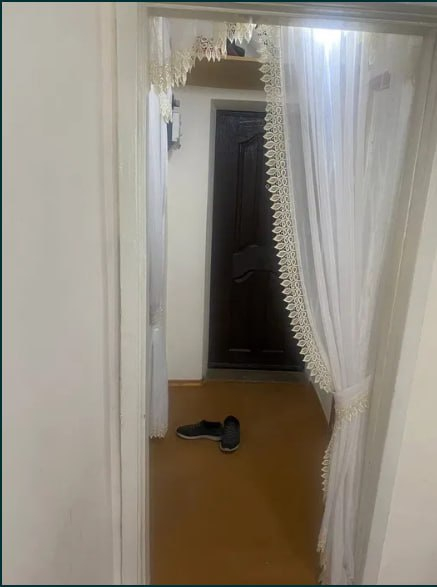 Саламатина  1/3/4  1*3м²  28м²