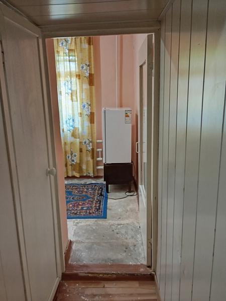 Sergeli 1 xonali kvartira sotiladi