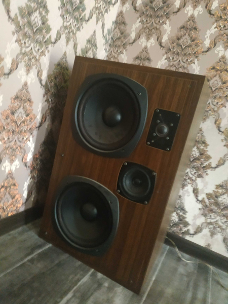 Kalonka peerless hi-fi system 1120 Daniya sotladi ishlashi zoʻr radnoy