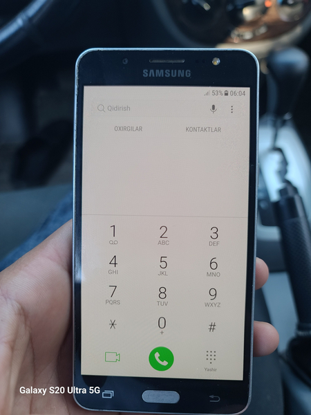 Samsung J5 2016 .
