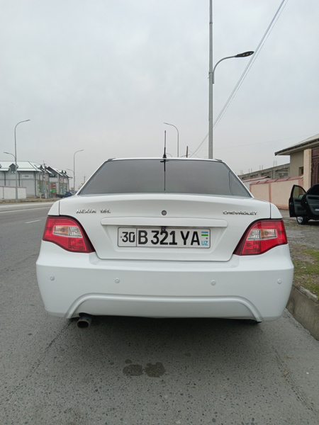 Nexia 2 sotiladi