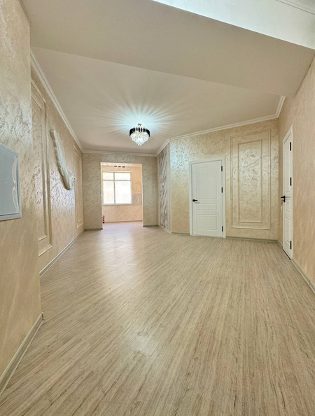 Срочно! Продажа. 1*2/4/8. Иззат улица.