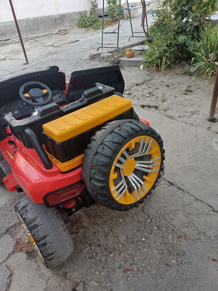 BETTER OFF ROAD \\n1ta Boshqaruv pulti\\nHolati:Yaxshi\\nAkumlator:2 ta qo\\\'s