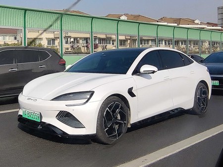 BYD Seal 700km Sportcar Lizing Bor