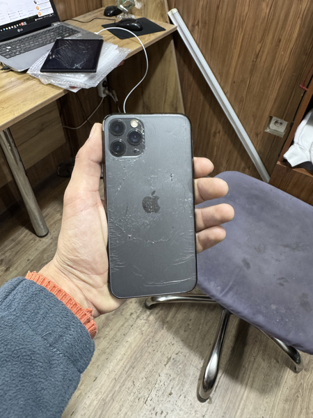 Iphone 11 pro xotra 256 GB