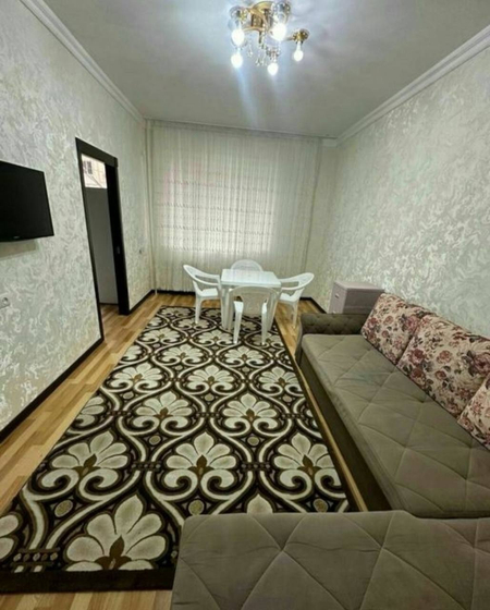 ~Чилонзор8. 2/1/4.Балкон:1,5х3._Ремонт:хороший._Ориентир:арк ател