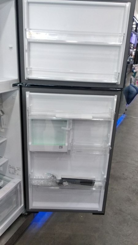 Супер мега Акция. Холодильник TOSHIBA.