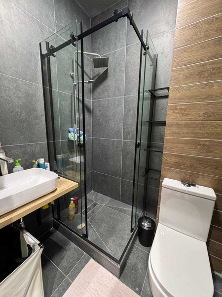 Best Loft kompaniyasidan zamonaviy oynali Dush Kabinalari