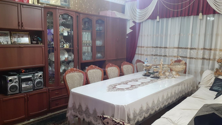 Продаётся  5 комнатная квартира