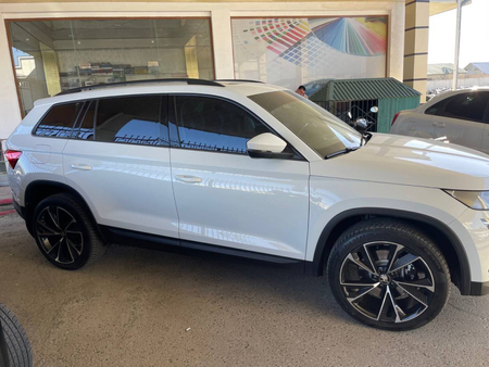 Skoda kodiaq ideal holatda