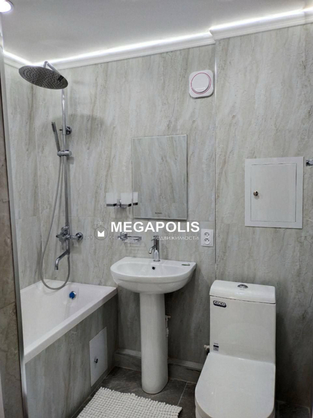 _Чиланзар 4 кв 2в3/3/4 ор.р Метро Мирзо Улугбек